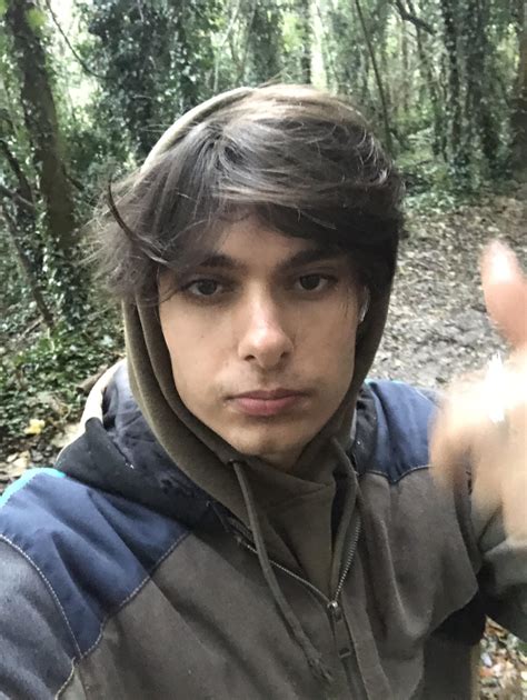 Hello Peeps R Gaybrosgonemild