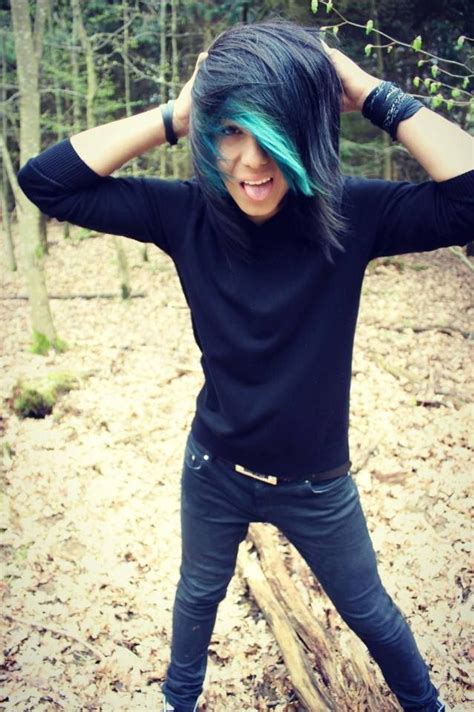 40 Cool Emo Hairstyles For Guys Creative Ideas Outfit Ideas Korean