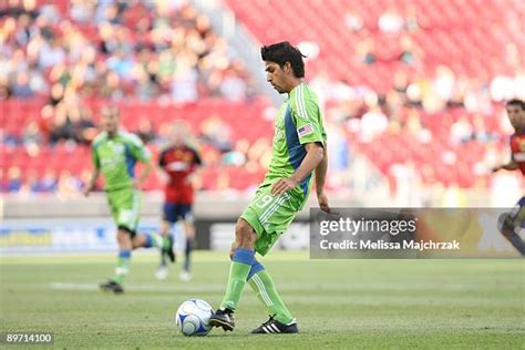 Leo Gonzalez Photos And Premium High Res Pictures Getty Images