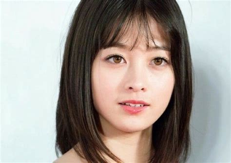 橋本環奈：この Pinterest ボードで 40 件の「橋本環奈横顔」のアイデアを見つけましょう 橋本環奈 かわいい、女優 など