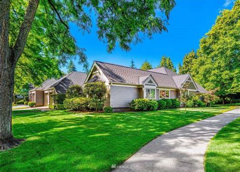 98004 Wa Real Estate And Homes For Sale Redfin