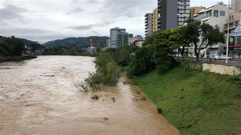 Qual Nível O Rio Itajaí Açu Transborda Em Blumenau
