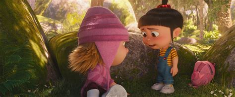 Edith Sweater Despicable Me