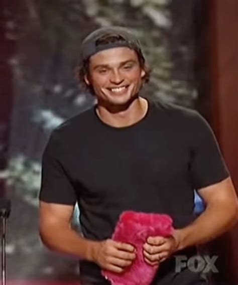 Tom Wellings Memorable Award Show Moments