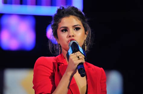 Suspect Arrested For Breaking Into Selena Gomezs New Los Angeles Home