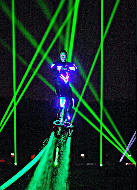 Shows And Services Aqua Flight