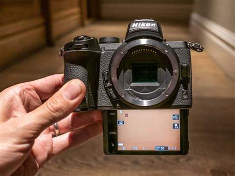Фотокамера Nikon Z50 стоит ли купить сравниваем с Z6 и Z7