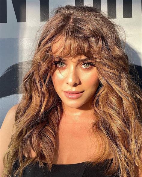 Pin On Turkish Actresses Dizleri