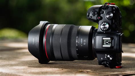 Canon RF 15-35mm F2.8 L IS USM Review | PCMag