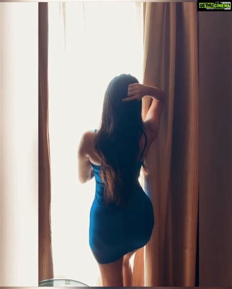 Divya Bharathi Instagram Live In The Sunshine And Drink The Wild Air💥