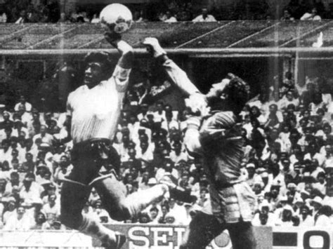 Greatest Moments Of The World Cup Maradonas Hand Of God Daily Telegraph