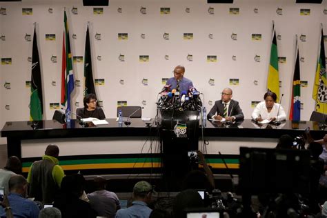 Leading Official Of South Africas Ruling Anc Party Dies