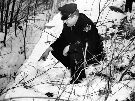 Dos Cuerpos Desnudos Y Congelados En La Nieve El Misterio Del Brutal Crimen De Las Hermanas Que