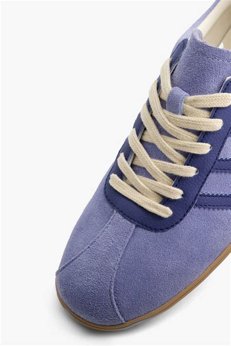 Shop Womens Shoes Heels Pumps And Sneakers Fumo Retail