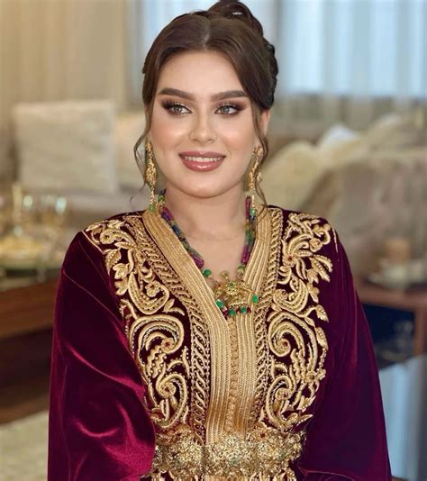 مغربية بالقفطان المغربي 🇲🇦 Moroccan Kaftan Dress Fashion Most