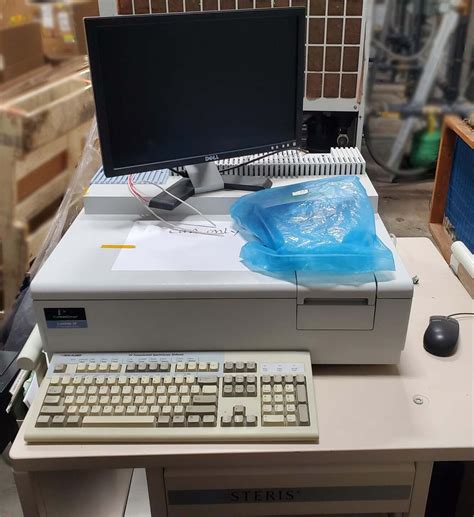 Perkin Elmer Lambda 25 Spectrophotometer Used For Sale Price 293661580
