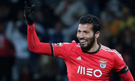 Ezequiel Garay Net Worth Bio Age Height Religion Education