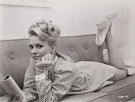 30 Fabulous Photos Of Mimsy Farmer In The 1960s And 70s ~ Vintage Everyday