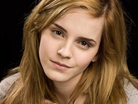 Emma Watson With Brown Hair Wallpaper Hd Celebrities 4k Wallpapers