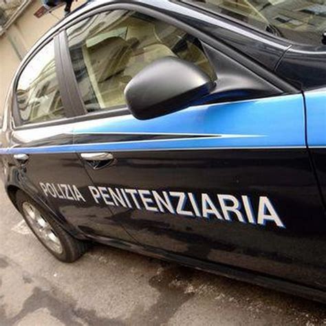 Camorra Arrestato Latitante Ciro Mazzarella Era A S Domingo Apcom