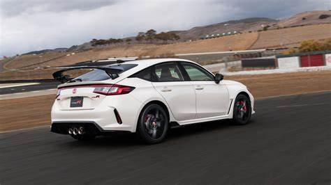 2025 Honda Civic Type R 6 Reasons To Love It 3 Reasons To Think Twice