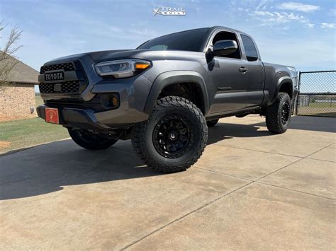 2023 Toyota Tacoma Wheel Offset Slightly Aggressive Suspension Lift 3