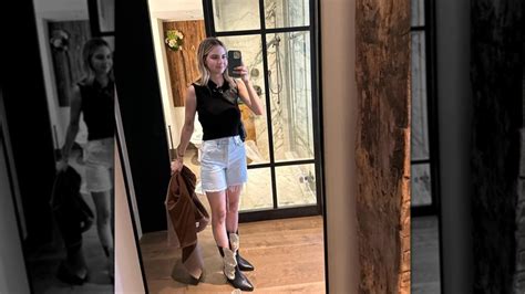 Who Is Bobbi Althoff 9 Facts About The Popular Influencer