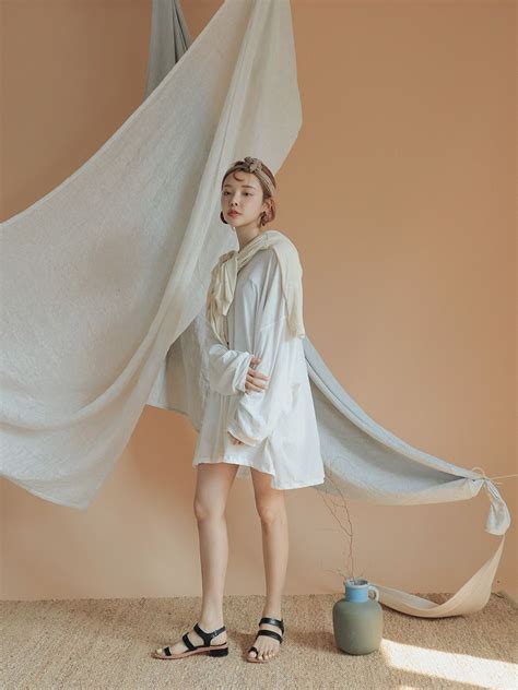 Pin By Kiều Tete On Deep Girl Fashion Girl Robe