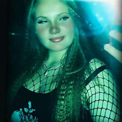 ꧁⪻♥ꌗ𝗼𝑝𝕙ίе♥⪼꧂ Soxphxexx • Threads Say More