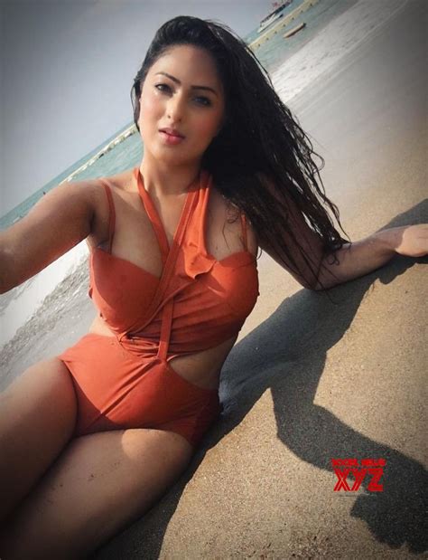 Actress Nikesha Patel Latest Hot Sizzling Stills Social News Xyz