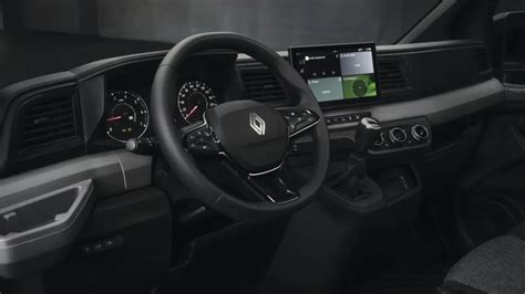 New Renault Master Aerovan Promises To Set Efficiency Standards • Professional Van