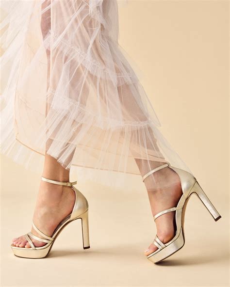 Bianca Soft Gold — Inez