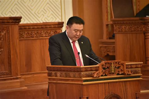 Ард нийтийн санал асуулгын тухай хуулийн шинэчилсэн найруулгын төслийг хэлэлцэн баталлаа