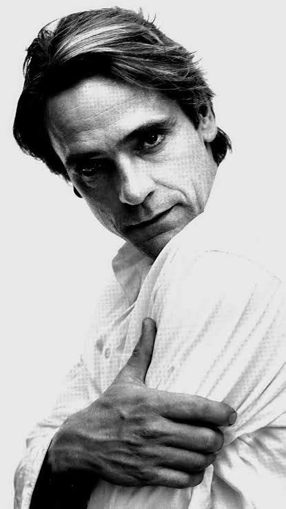 Pin By Vaid On Jeremy Jeremy Irons Portrait Movie Stars