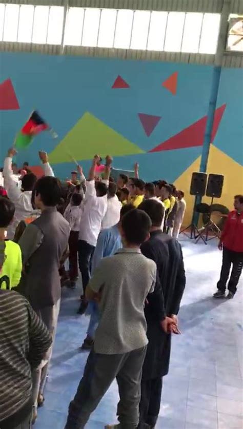 ‫مکتب خصوصی ستاره نورجهان توانست که در مسابقات دوستانه مکتب بلخ رومی و