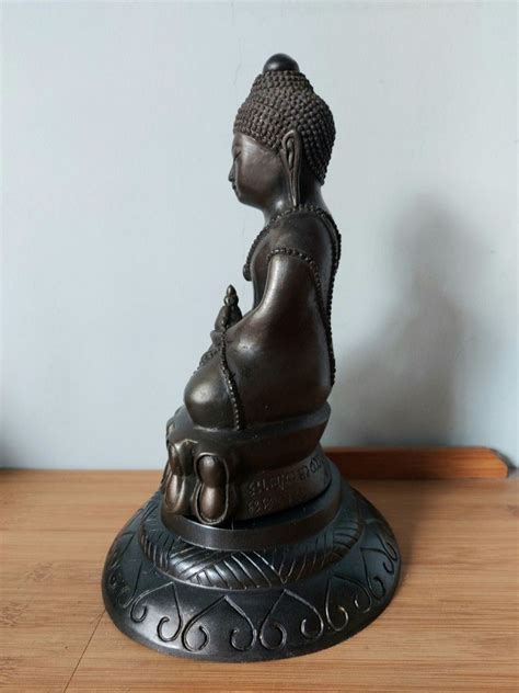 Phra Kring Bucha Hobbies And Toys Memorabilia And Collectibles Religious Items On Carousell