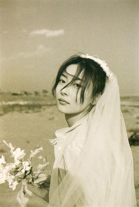 中山美穗生前疑酒後入浴？前夫辻仁成得悉噩耗後首發聲 曾傳因女方出軌而離婚 星島日報