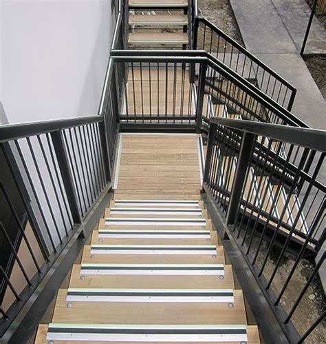 Egress Path Marking Systems What Floor Marking Can I Use For Emergency