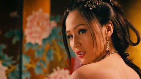 นางเอก Sex And Zen ตำนาน โยกกับชายตัดฟืน หวนคืนจอในรอบ 10 ปี จำแทบ