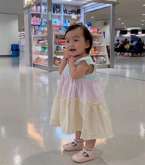 梁诺妍单拖带囡囡外游 由朝到晚玩到冇晒电｜即时新闻｜缤fun星网｜oncc东网