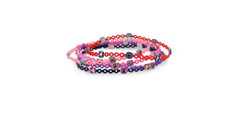 歯列矯正器具からできたポップなブレスレット「braced Lets」