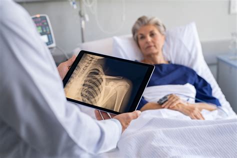 Med Journal 360 Combining Frailty And Bone Mineral Density Improves