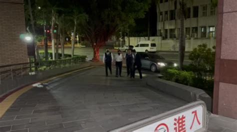 台通光董座李慶煌兒李嘉豪涉內線交易遭檢方聲押 時事 聯合影音