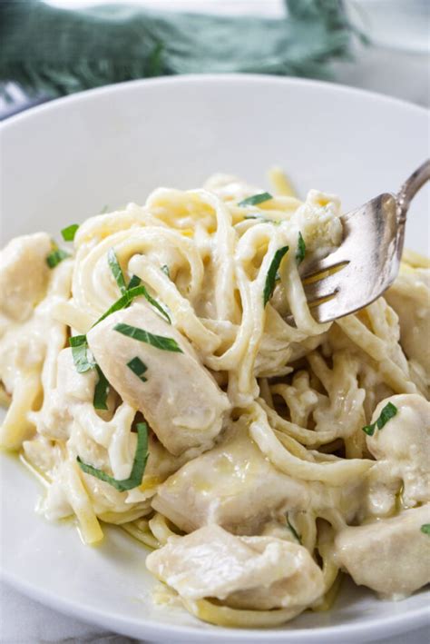 Easy Garlic Butter Chicken Pasta At Leah Mccall Blog