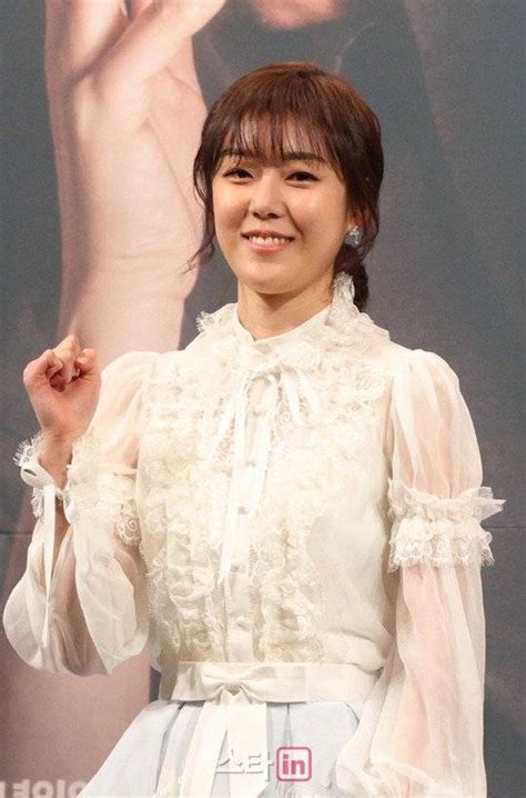 Kang Ye Won I 강예원 Picture Gallery Hancinema The Korean Movie