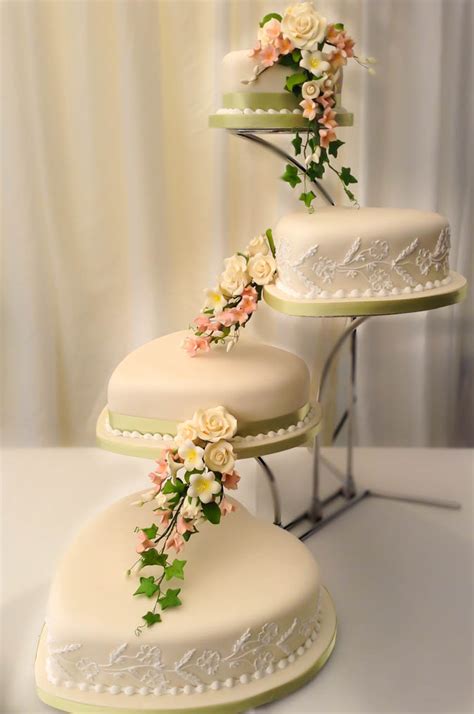 Classic Wedding Cake Ideas Vintage Cake With Buttercream Piping Recipe