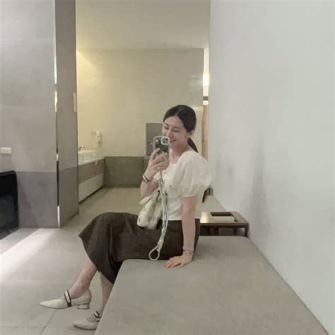 Una Una12177 • Threads Say More