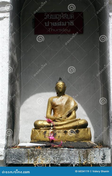 Buddha Of Thursday Stock Image Image Of Scene Indigenous 6034119