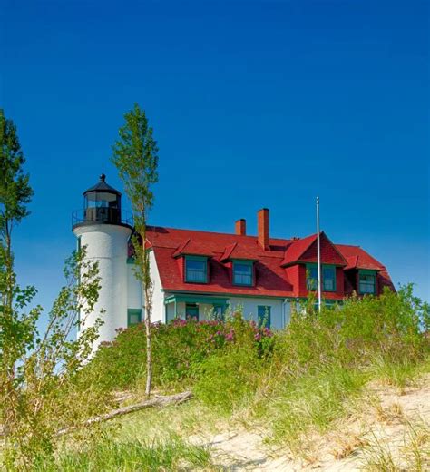 Discover 14 Unique Michigan Lighthouses You Can Stay In My Michigan