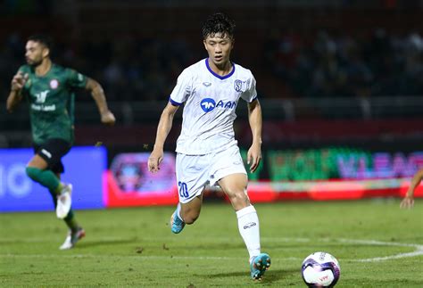 Phan Văn Đức Chia Tay Sông Lam Nghệ An Bóng đá Việt Nam Znews Vn